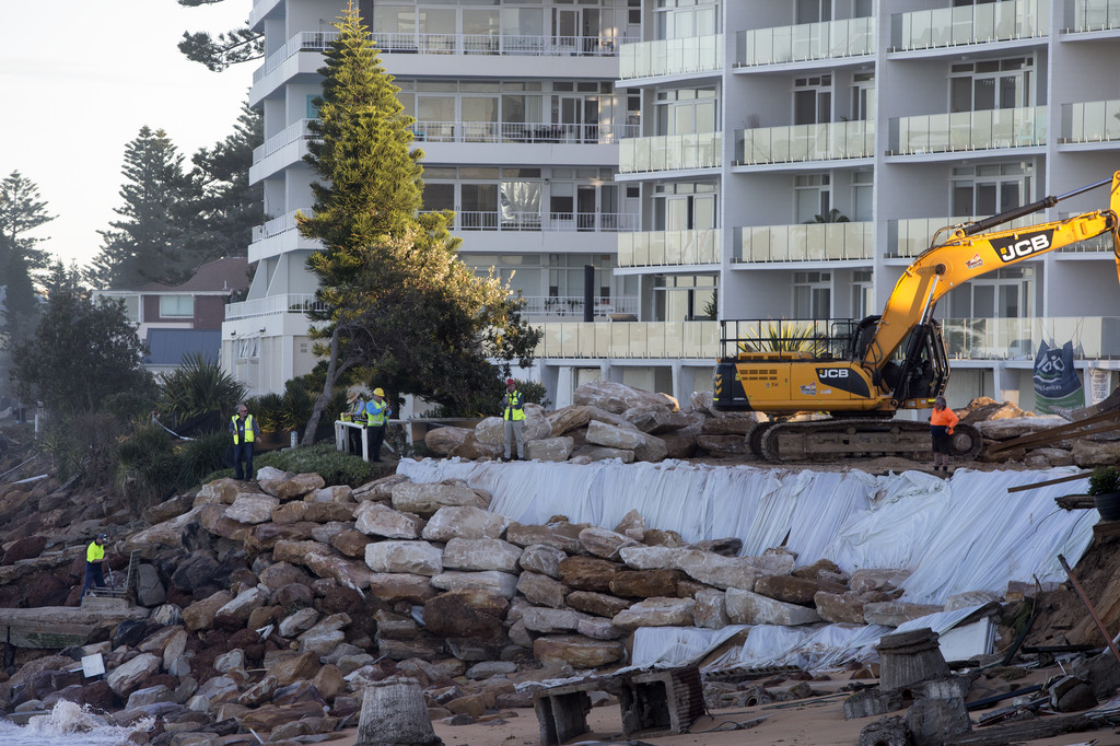 The case of the missing beach | State Library of NSW